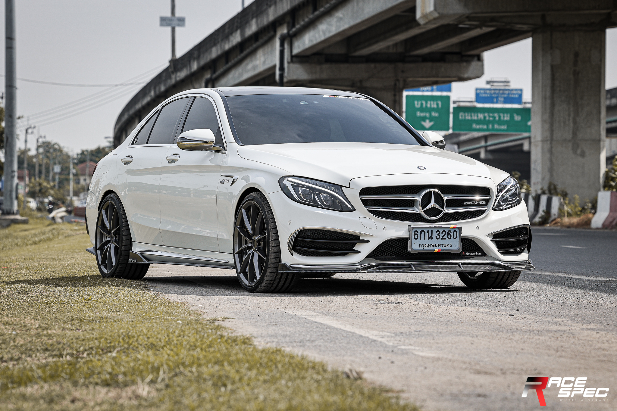 Mercedes-AMG C300 – RacespecWheel